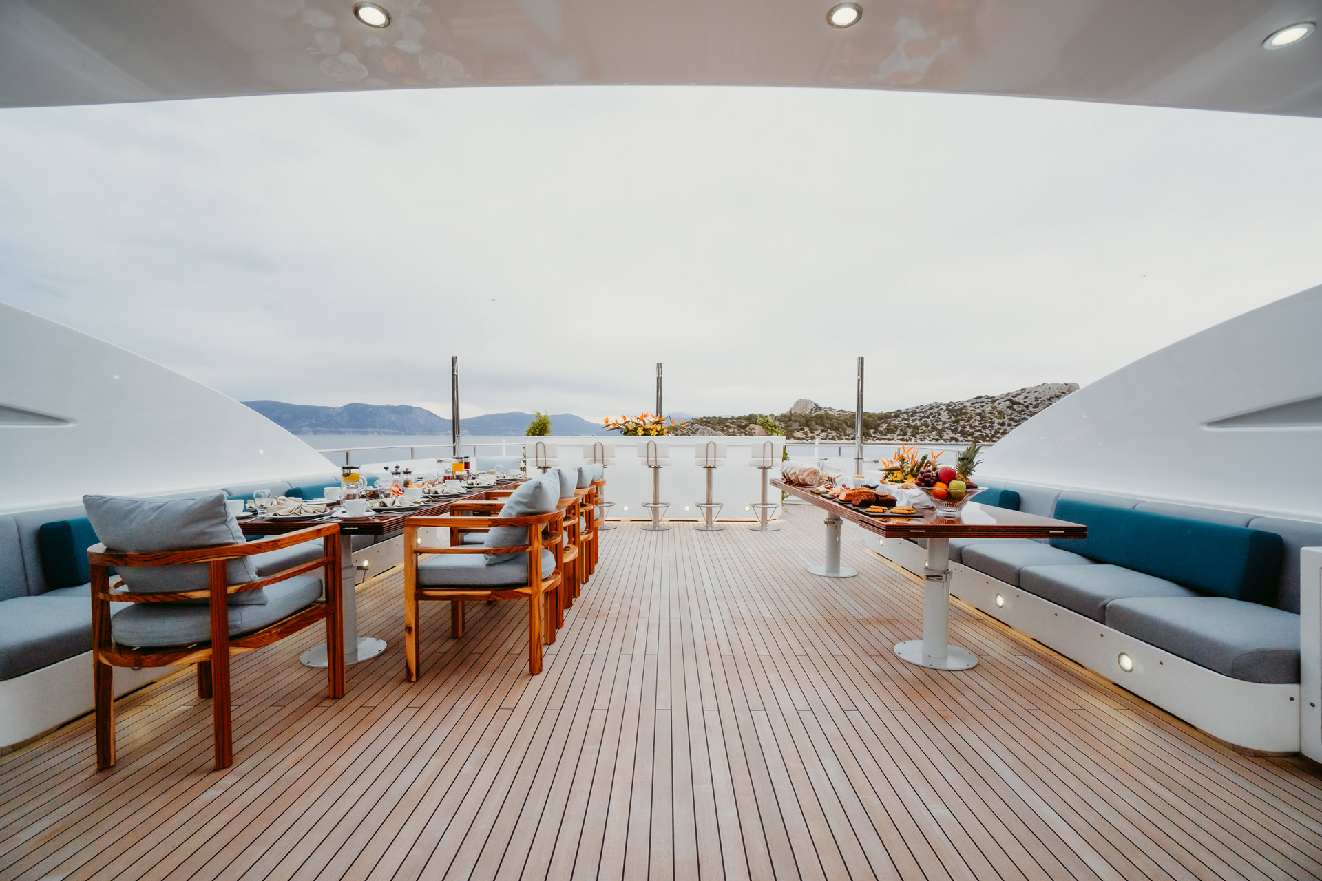 OCEANOS Yacht Charter Details, Yacht Charter | CHARTERWORLD Luxury ...
